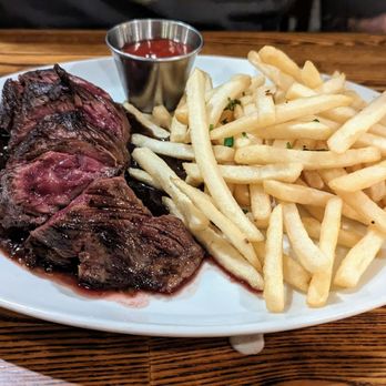 ZIN AMERICAN BISTRO - Updated January 2025 - 571 Photos & 825 Reviews ...