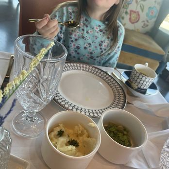 TORRA TEA - Updated September 2025 - 42 Photos & 28 Reviews - 11205 E ...