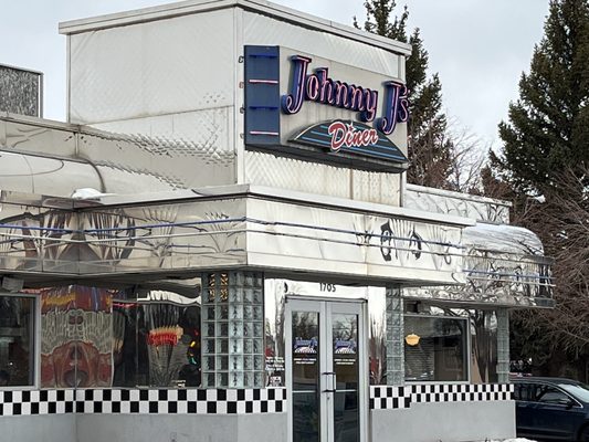 JOHNNY J’S DINER - Updated November 2025 - 163 Photos & 240 Reviews ...