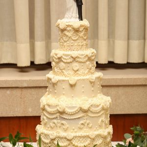 NOTHING BUNDT CAKES - 16 Photos & 12 Reviews - 1161 6th St NW ...