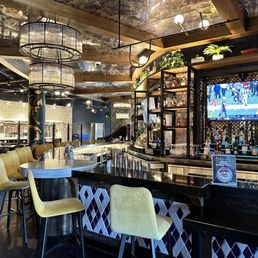 PUTTERY - Updated December 2025 - 627 Photos & 387 Reviews - 1818 ...