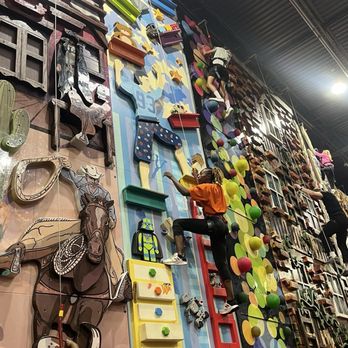 CLIMBZONE LAUREL - Updated December 2025 - 238 Photos & 163 Reviews ...