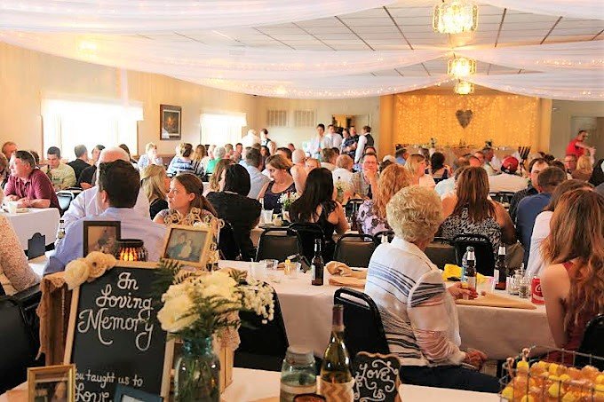 ROADSIDE TAVERN - Updated September 2025 - 11 Photos - 531 Main St ...