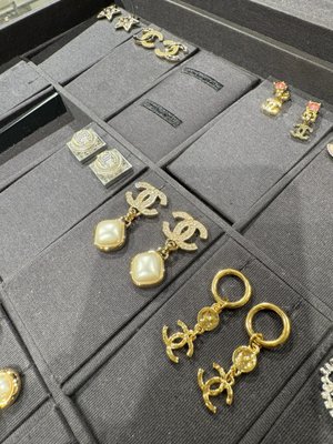 CHANEL - Updated May 2026 - 14 Photos & 18 Reviews - 2400 Forest Ave ...