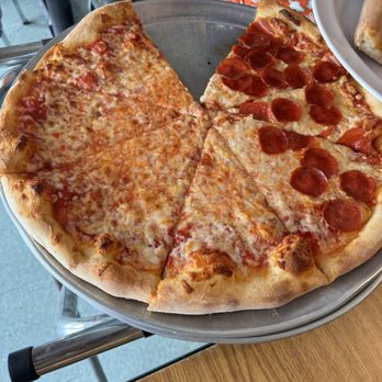 MOSCHELLO’S PIZZA - Updated December 2025 - 81 Photos & 112 Reviews ...