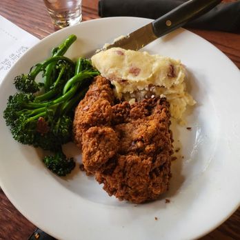 RIVERSIDE CLUBHOUSE - Updated January 2026 - 869 Photos & 765 Reviews ...