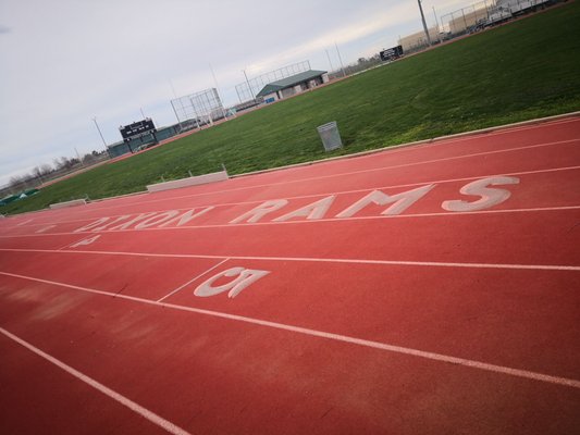 DIXON HIGH SCHOOL - Updated January 2025 - 32 Photos - 555 College Way ...