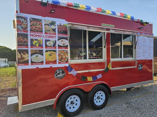 MOMO & CURRY - Updated June 2025 - 60 Photos & 16 Reviews - 18222 FM740 ...