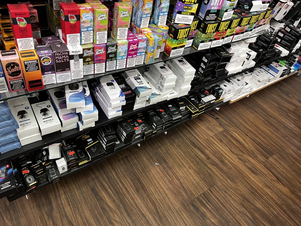 VAPE CITY 3 - Updated May 2026 - 12 Photos - 320 W Grand River Ave ...