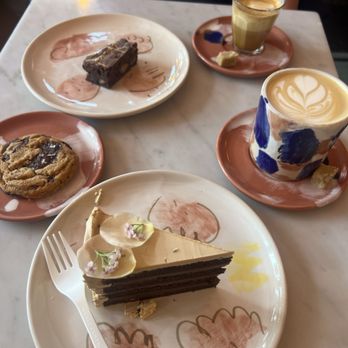 LOQUAT - Updated July 2025 - 767 Photos & 264 Reviews - 198 Gough St ...