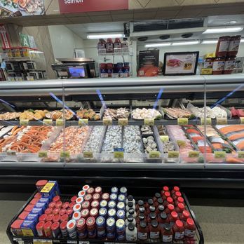 VONS - Updated July 2024 - 139 Photos & 212 Reviews - 301 N Pass Ave ...