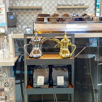 DELAH COFFEE - Updated January 2025 - 1022 Photos & Average of 4.6 ...