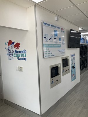 TORNADO EXPRESS LAUNDRY PLANO - Updated October 2025 - 19 Photos & 15 ...