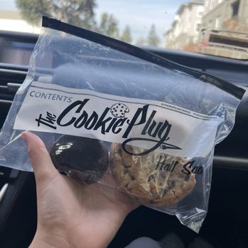 COOKIE PLUG - Updated October 2025 - 531 Photos & 399 Reviews - 1801 E ...