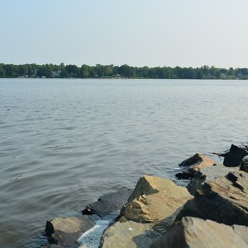 FLYING POINT MARINA - Updated December 2025 - 35 Photos - 324 Flying ...