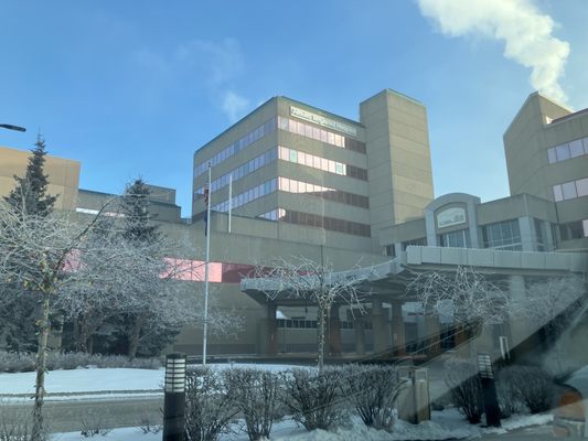 ALASKA REGIONAL HOSPITAL - Updated October 2025 - 32 Photos & 45 ...