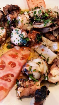 TRACKSIDE BAR & GRILL - 84 Photos & 101 Reviews - Portuguese - 30 ...