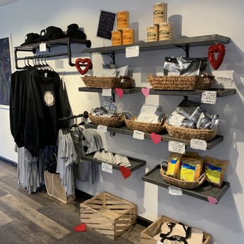 HEY BEAR CAFE - Updated January 2025 - 182 Photos & 122 Reviews - 9036 ...