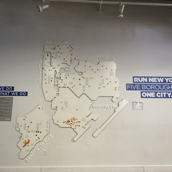 NYRR RUNCENTER FEATURING THE NEW BALANCE RUN HUB - Updated December ...