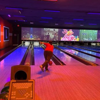 BOWLERO BELLEVILLE - Updated January 2026 - 47 Photos & 46 Reviews ...