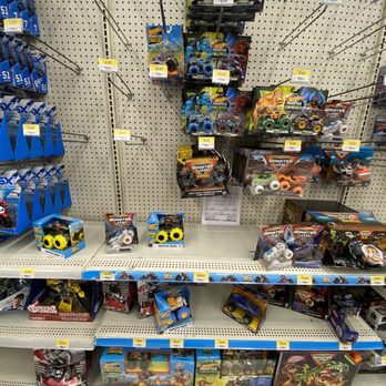 WALMART SUPERCENTRE - Updated December 2025 - 1364 Photos & 41 Reviews ...