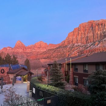 HAMPTON INN & SUITES SPRINGDALE/ZION NATIONAL PARK - Updated October ...