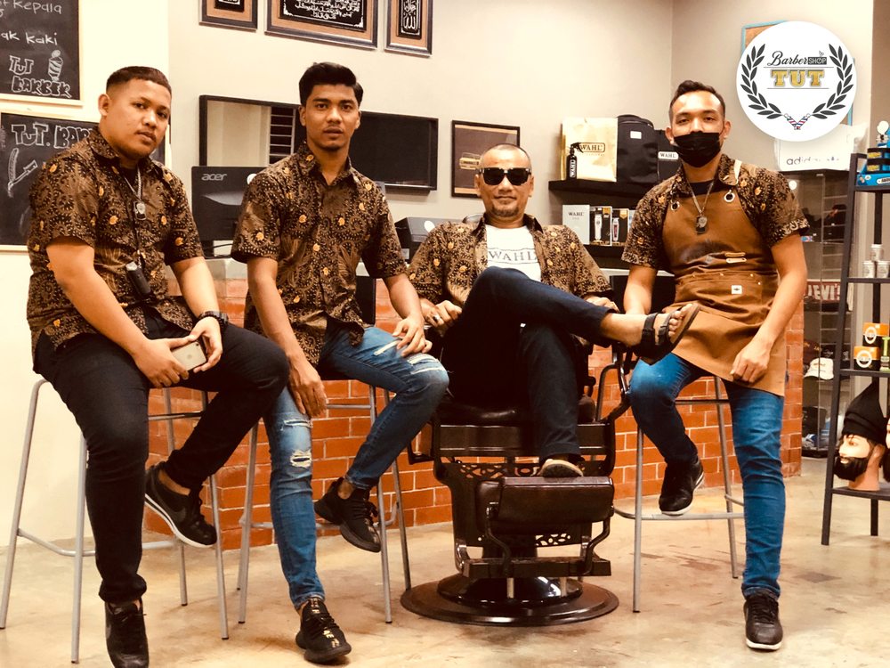 TUT BARBERSHOP - Updated May 2024 - 8-2 Sri Manja Square 2, Petaling ...