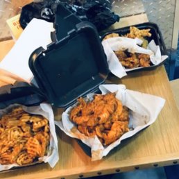 WINGS OVER PROVIDENCE - Updated October 2025 - 98 Photos & 247 Reviews ...