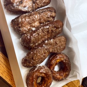HOUSE OF DONUTS - 187 Photos & 147 Reviews - 95 Broadway, Hicksville ...