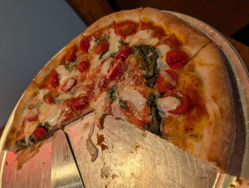 YOLI’S PIZZA - Updated January 2026 - 95 Photos & 30 Reviews - 715 ...