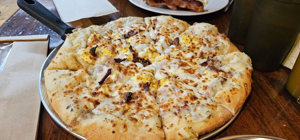 ALPINE CAFE - Updated August 2025 - 59 Photos & 47 Reviews - 8797 N ...