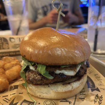 PERRYTOWN TAP HOUSE - Updated July 2025 - 52 Photos & 17 Reviews - 1002 ...