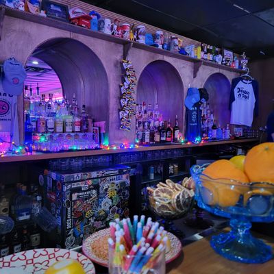 THE DOWN N OUT - Updated January 2026 - 95 Photos & 34 Reviews - 150 W Rosedale St, Fort Worth ...