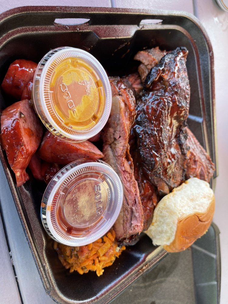 THE SAUCEY PIG - Updated January 2026 - 17 Photos & 14 Reviews - 122 ...