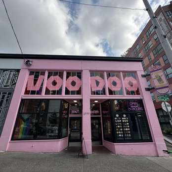 VOODOO DOUGHNUT - Updated December 2025 - 420 Photos & 121 Reviews ...