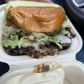 CRISPY BURGER - Updated March 2025 - 634 Photos & 813 Reviews - 905 ...