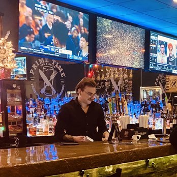PRIME TIME PUB AND GRILL - Updated January 2026 - 62 Photos & 68 ...