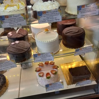 FREEPORT BAKERY - Updated January 2025 - 1259 Photos & 1475 Reviews ...