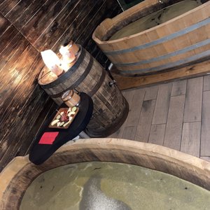 PIVA BEER SPA - 37 Photos & 31 Reviews - Halotherapy - 1052 N Milwaukee ...