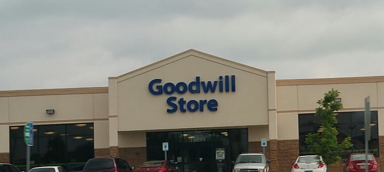 GOODWILL STORE - Updated December 2025 - 10499 E Washington St ...