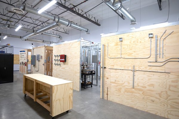 UEI COLLEGE - ONTARIO - Updated December 2025 - 100 Photos & 81 Reviews ...