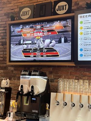 JUXT TAPHOUSE - Updated December 2025 - 160 Photos & 113 Reviews - 119 W Holly St, Bellingham ...