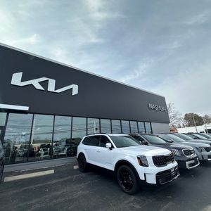 QUIRK KIA MANCHESTER - Updated October 2025 - 19 Photos & 55 Reviews ...