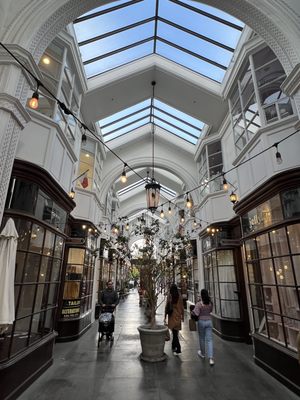 BURLINGTON ARCADE - 115 Photos & 22 Reviews - 380 S Lake Ave, Pasadena ...
