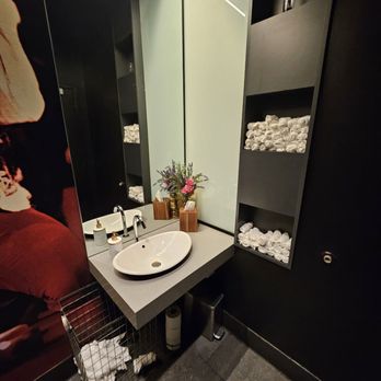 CORRIDA - Updated January 2026 - 390 Photos & 221 Reviews - 1023 Walnut ...