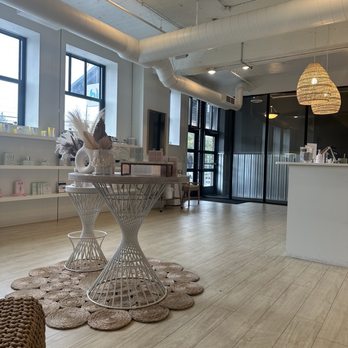 FACE FOUNDRIÉ NORTH LOOP - Updated November 2025 - 37 Photos & 22 ...