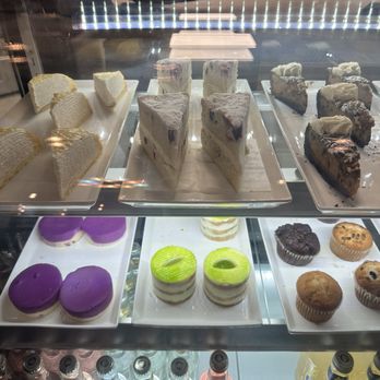 MOKA ROOTS COFFEE HOUSE - Updated October 2025 - 26 Photos & 18 Reviews ...