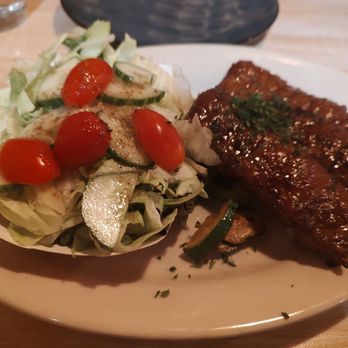 3 OLIVES - Updated January 2026 - 24 Reviews - 46 Vassar Rd ...