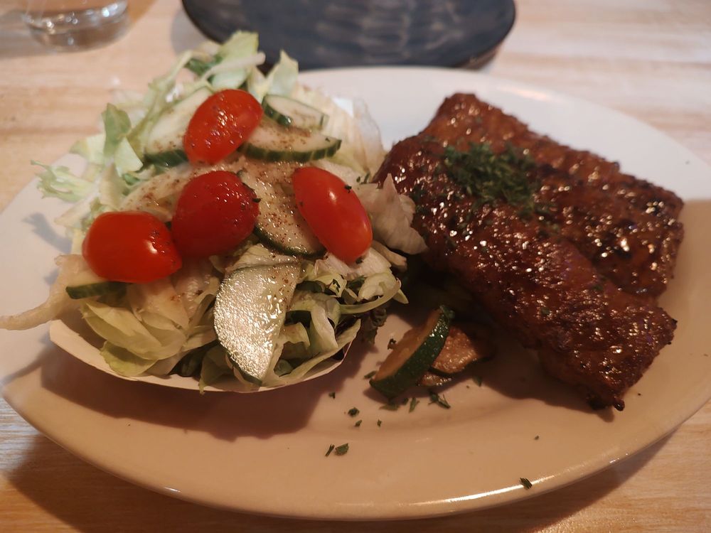 3 OLIVES - Updated November 2025 - 19 Reviews - 46 Vassar Rd ...