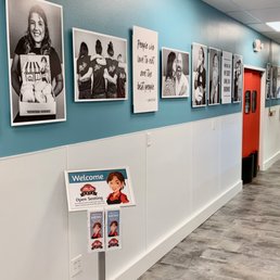 LITTLE LOIS CAFE - Updated July 2025 - 70 Photos & 167 Reviews - 576 ...